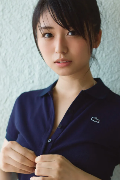 長濱ねる似18才、背は小さいけどおっぱいはあり、肌もすごくきれい、性格良さそう。 アラフィフのパパ活日記